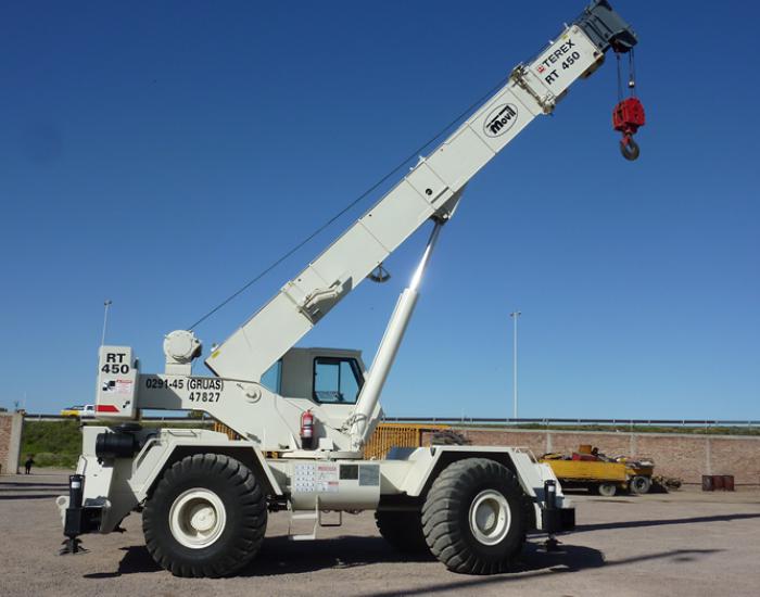 MOVILBAHIA -Grúas de 45 a 80 tn - GRUA TEREX RT 450